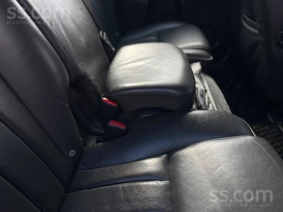 Pelēks Volvo XC90 2004 Rīga, ar dzinēja tilpumu 2.40 L un nobraukumu 340 tūkst. km par 4300 €, foto 26 vietnē AUTOMOTO.COM.LV