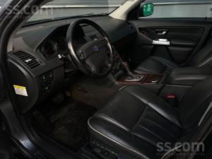 Pelēks Volvo XC90 2004 Rīga, ar dzinēja tilpumu 2.40 L un nobraukumu 340 tūkst. km par 4300 €, foto 30 vietnē AUTOMOTO.COM.LV