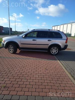 Pelēks Volvo XC90 2004 Ventspils, ar dzinēja tilpumu 2.40 L un nobraukumu 412 tūkst. km par 3500 €, foto 4 vietnē AUTOMOTO.COM.LV