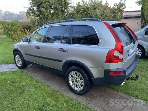 Volvo XC90 2004 Saldus vietnē Pelēks Volvo XC90 2004 Saldus, ar dzinēja tilpumu 2.40 L un nobraukumu 375 tūkst. km par 3150 €, foto 1 vietnē AUTOMOTO.COM.LV