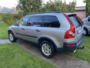Grey Volvo XC90 2004 in Saldus, with an engine capacity of 2.40 L and mileage of 375 thousand km for 3150 €, photo  on AUTOMOTO.COM.LV