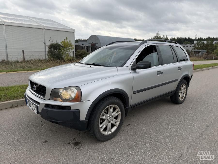 Pelēks Volvo XC90 2004 Ukmergė, ar dzinēja tilpumu 2.40 L un nobraukumu 518 tūkst. km par 1950 €, foto 1 vietnē AUTOMOTO.COM.LV