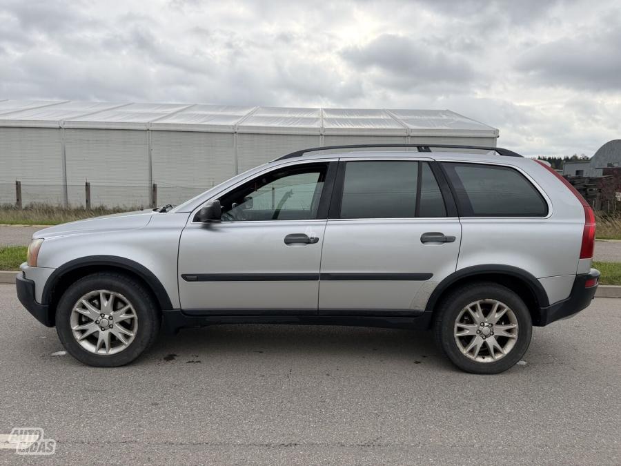 Pelēks Volvo XC90 2004 Ukmergė, ar dzinēja tilpumu 2.40 L un nobraukumu 518 tūkst. km par 1950 €, foto 3 vietnē AUTOMOTO.COM.LV