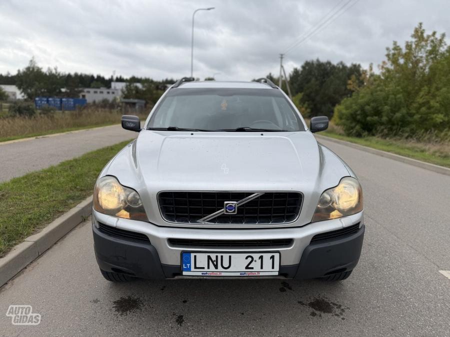 Pelēks Volvo XC90 2004 Ukmergė, ar dzinēja tilpumu 2.40 L un nobraukumu 518 tūkst. km par 1950 €, foto 10 vietnē AUTOMOTO.COM.LV