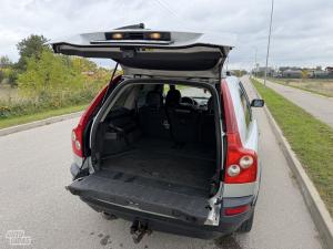 Pelēks Volvo XC90 2004 Ukmergė, ar dzinēja tilpumu 2.40 L un nobraukumu 518 tūkst. km par 1950 €, foto 17 vietnē AUTOMOTO.COM.LV