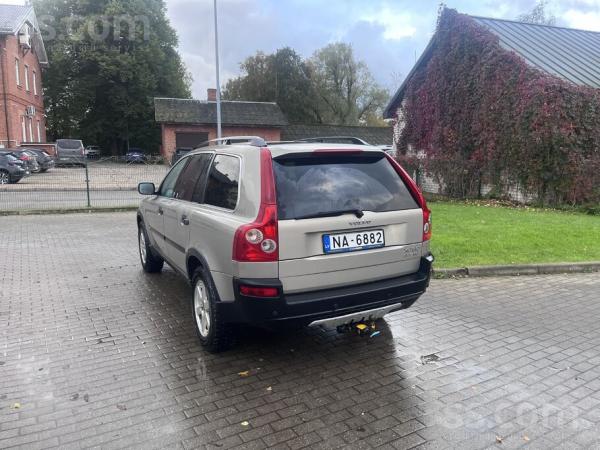 Серый Вольво ХС90 2004 в Валмиера, объемом двигателя 2.50 л и пробегом 295 тыс. км за 1600 €, фото 5 на AUTOMOTO.COM.LV
