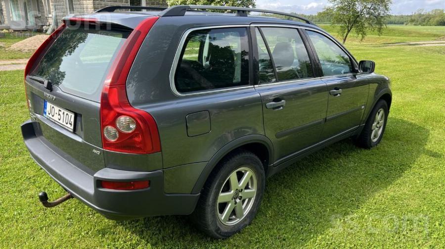Grey Volvo XC90 2005 in Liepaja, with an engine capacity of 2.40 L and mileage of 307 thousand km for 3900 €, photo 3 on AUTOMOTO.COM.LV
