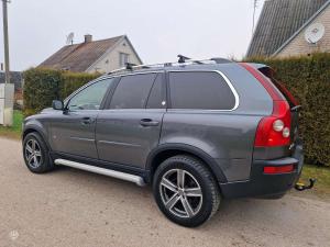 Grey Volvo XC90 2005 in Kaunas, with an engine capacity of 2.40 L and mileage of 327 thousand km for 4650 €, photo 4 on AUTOMOTO.COM.LV
