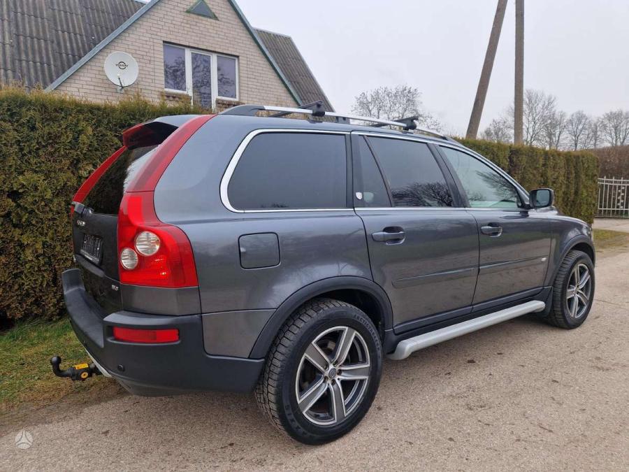 Grey Volvo XC90 2005 in Kaunas, with an engine capacity of 2.40 L and mileage of 327 thousand km for 4650 €, photo 11 on AUTOMOTO.COM.LV