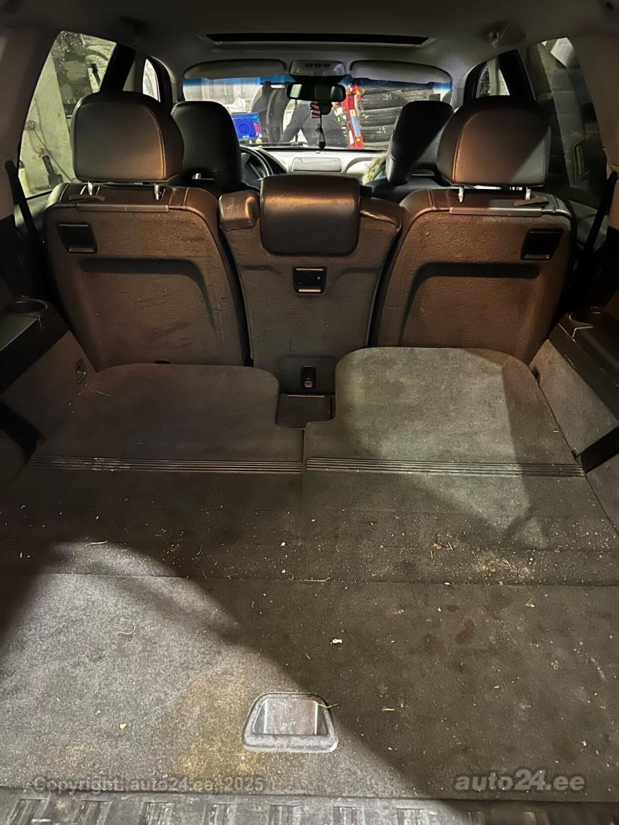 Pelēks Volvo XC90 2005 Veru, ar dzinēja tilpumu 2.40 L un nobraukumu 0 tūkst. km par 2000 €, foto 15 vietnē AUTOMOTO.COM.LV