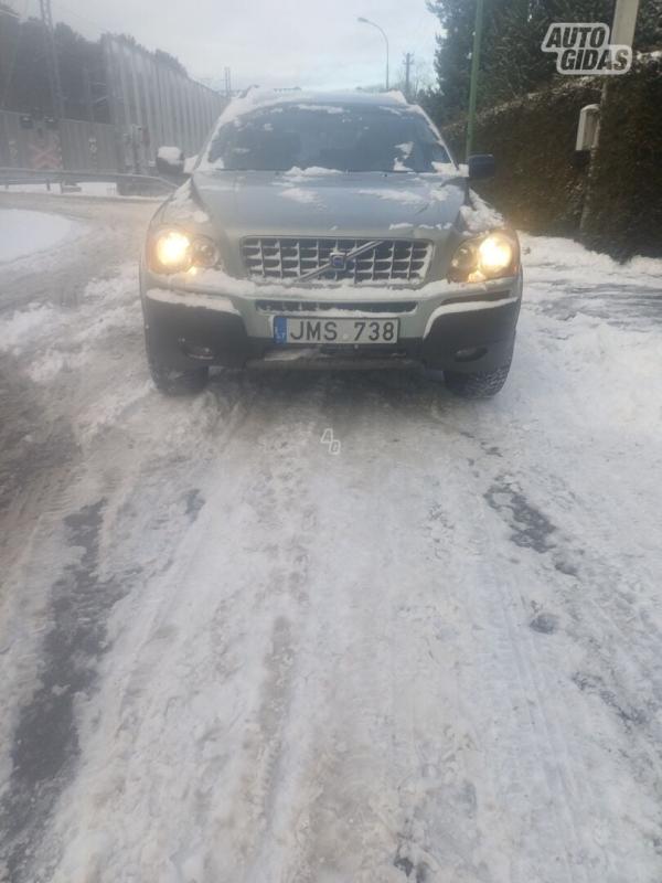Pelēks Volvo XC90 2005 Viļņa, ar dzinēja tilpumu 2.40 L un nobraukumu 399 tūkst. km par 2500 €, foto 1 vietnē AUTOMOTO.COM.LV
