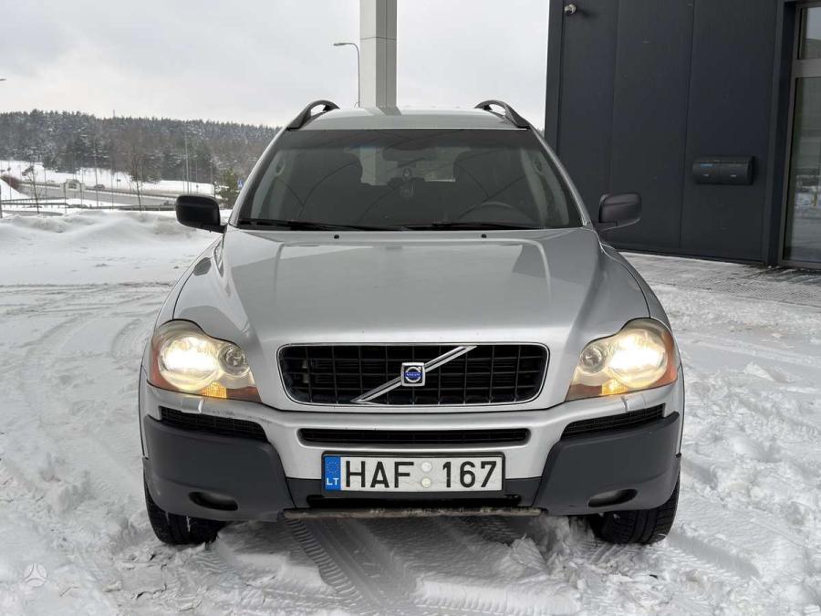 Pelēks Volvo XC90 2005 Viļņa, ar dzinēja tilpumu 2.40 L un nobraukumu 417 tūkst. km par 3650 €, foto 7 vietnē AUTOMOTO.COM.LV