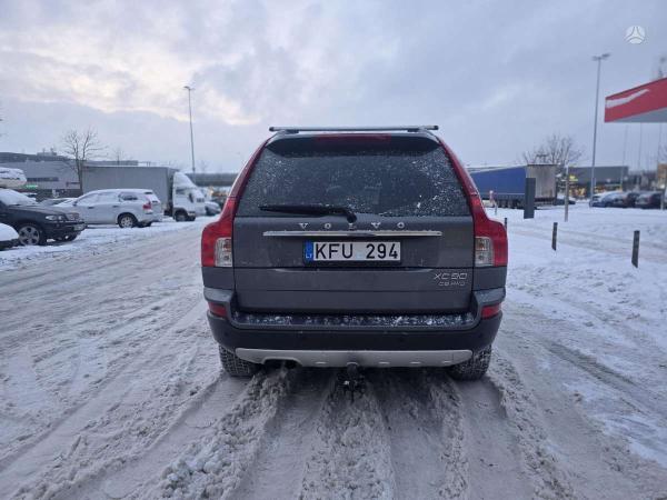 Pelēks Volvo XC90 2005 Viļņa, ar dzinēja tilpumu 2.40 L un nobraukumu 356 tūkst. km par 3500 €, foto 6 vietnē AUTOMOTO.COM.LV