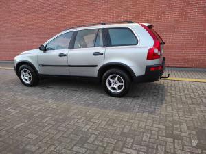 Grey Volvo XC90 2005 in Silute, with an engine capacity of 2.50 L and mileage of 296 thousand km for 2999 €, photo 5 on AUTOMOTO.COM.LV
