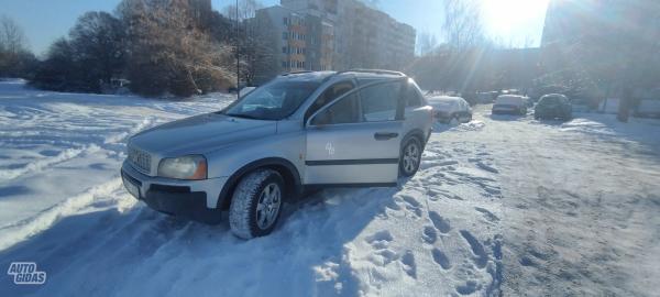 Pelēks Volvo XC90 2005 Viļņa, ar dzinēja tilpumu 2.40 L un nobraukumu 385 tūkst. km par 3700 €, foto 7 vietnē AUTOMOTO.COM.LV