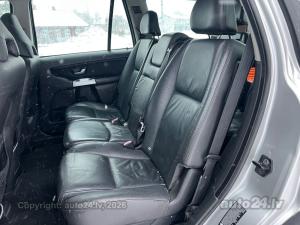 Pelēks Volvo XC90 2005 Paide, ar dzinēja tilpumu 2.40 L un nobraukumu 273 tūkst. km par 4999 €, foto 14 vietnē AUTOMOTO.COM.LV