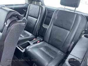 Pelēks Volvo XC90 2005 Paide, ar dzinēja tilpumu 2.40 L un nobraukumu 273 tūkst. km par 4999 €, foto 15 vietnē AUTOMOTO.COM.LV