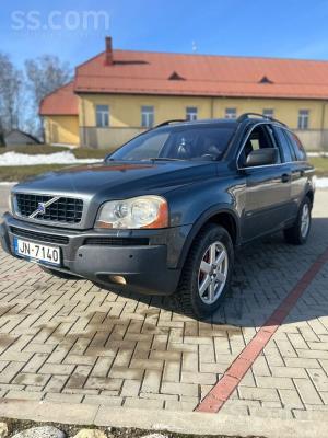 Pelēks Volvo XC90 2005 Madona, ar dzinēja tilpumu 2.40 L un nobraukumu 351 tūkst. km par 3900 €, foto 3 vietnē AUTOMOTO.COM.LV