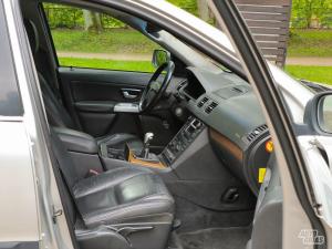 Серый Вольво ХС90 2005 в Вильнюс, объемом двигателя 2.40 л и пробегом 374 тыс. км за 2400 €, фото 9 на AUTOMOTO.COM.LV