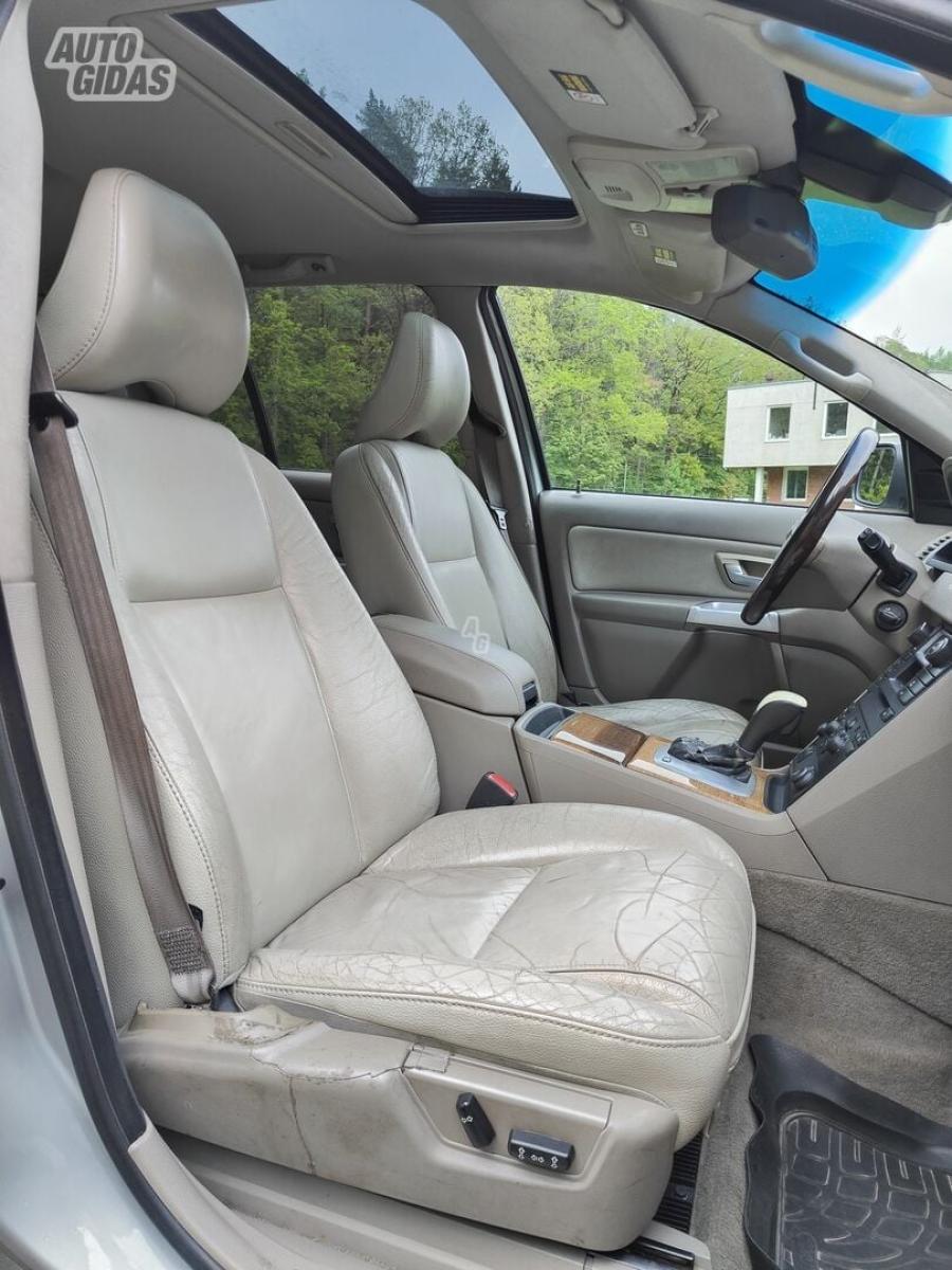 Pelēks Volvo XC90 2005 Viļņa, ar dzinēja tilpumu 2.50 L un nobraukumu 316 tūkst. km par 1899 €, foto 8 vietnē AUTOMOTO.COM.LV
