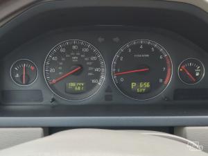 Pelēks Volvo XC90 2005 Viļņa, ar dzinēja tilpumu 2.50 L un nobraukumu 316 tūkst. km par 1899 €, foto 11 vietnē AUTOMOTO.COM.LV