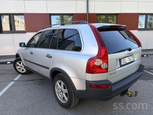 Grey Volvo XC90 2005 in Riga, with an engine capacity of 2.40 L and mileage of 314 thousand km for 4900 €, photo 3 on AUTOMOTO.COM.LV