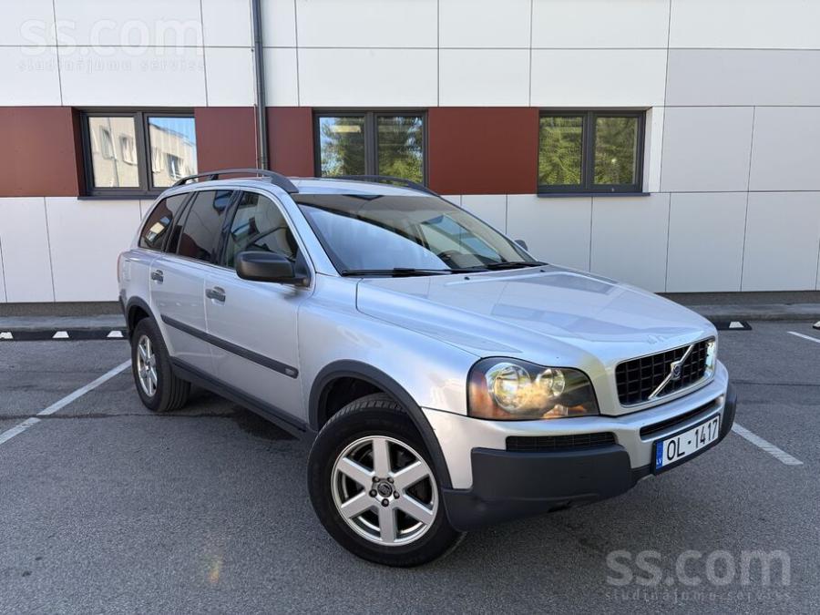 Grey Volvo XC90 2005 in Riga, with an engine capacity of 2.40 L and mileage of 314 thousand km for 4900 €, photo 4 on AUTOMOTO.COM.LV