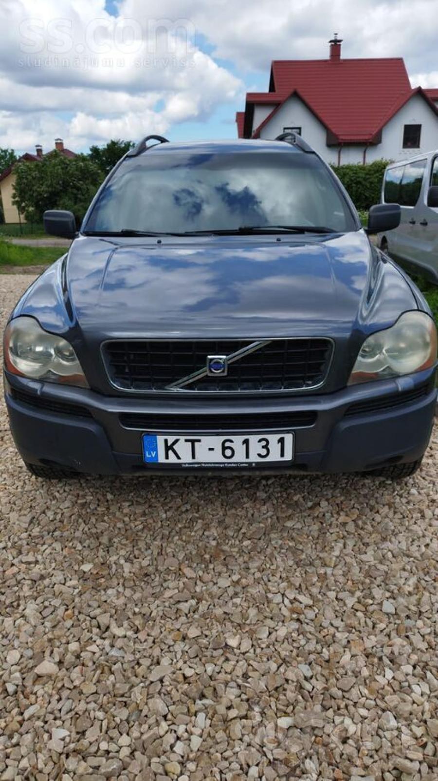 Pelēks Volvo XC90 2005 Rīga, ar dzinēja tilpumu 2.40 L un nobraukumu 362 tūkst. km par 1990 €, foto 1 vietnē AUTOMOTO.COM.LV