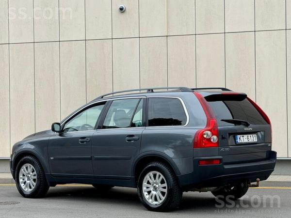 Pelēks Volvo XC90 2005 Rīga, ar dzinēja tilpumu 2.40 L un nobraukumu 362 tūkst. km par 2580 €, foto 4 vietnē AUTOMOTO.COM.LV