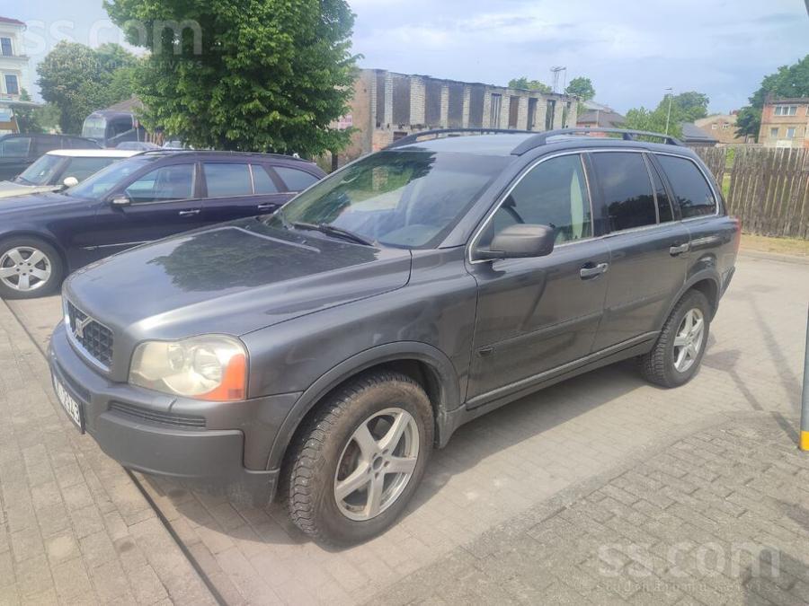 Серый Вольво ХС90 2005 в Лиепая, объемом двигателя 2.40 л и пробегом 410 тыс. км за 2500 €, фото 1 на AUTOMOTO.COM.LV