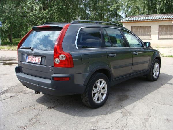 Grey Volvo XC90 2005 in Riga, with an engine capacity of 2.40 L and mileage of 0 thousand km for 5200 €, photo 6 on AUTOMOTO.COM.LV
