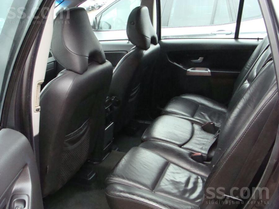 Pelēks Volvo XC90 2005 Rīga, ar dzinēja tilpumu 2.40 L un nobraukumu 0 tūkst. km par 5200 €, foto 14 vietnē AUTOMOTO.COM.LV