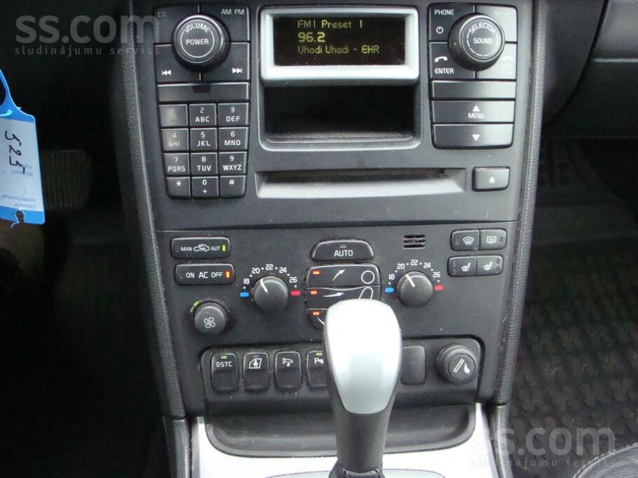 Pelēks Volvo XC90 2005 Rīga, ar dzinēja tilpumu 2.40 L un nobraukumu 0 tūkst. km par 5200 €, foto 19 vietnē AUTOMOTO.COM.LV