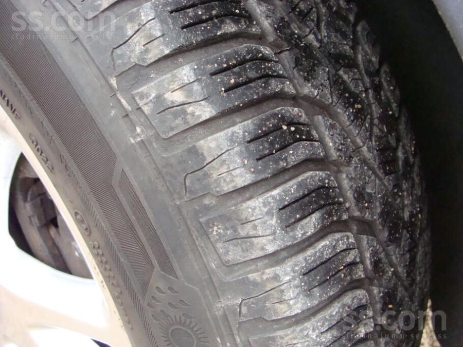 Pelēks Volvo XC90 2005 Rīga, ar dzinēja tilpumu 2.40 L un nobraukumu 0 tūkst. km par 5200 €, foto 24 vietnē AUTOMOTO.COM.LV