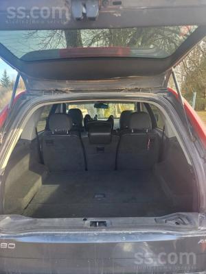 Pelēks Volvo XC90 2005 Rīga, ar dzinēja tilpumu 2.40 L un nobraukumu 366 tūkst. km par 3500 €, foto 4 vietnē AUTOMOTO.COM.LV