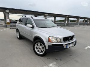 Pelēks Volvo XC90 2005 Viļņa, ar dzinēja tilpumu 2.40 L un nobraukumu 300 tūkst. km par 2350 €, foto 3 vietnē AUTOMOTO.COM.LV
