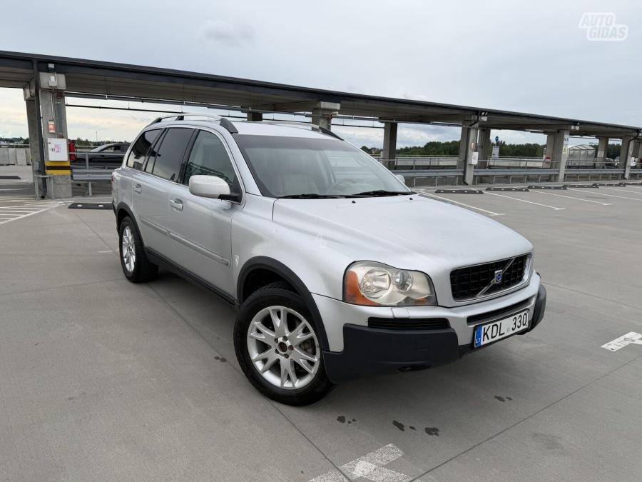 Pelēks Volvo XC90 2005 Viļņa, ar dzinēja tilpumu 2.40 L un nobraukumu 300 tūkst. km par 2350 €, foto 3 vietnē AUTOMOTO.COM.LV