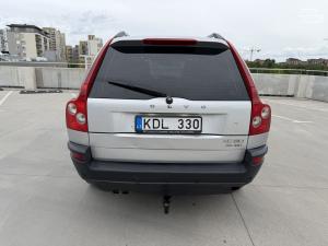 Pelēks Volvo XC90 2005 Viļņa, ar dzinēja tilpumu 2.40 L un nobraukumu 300 tūkst. km par 2350 €, foto 5 vietnē AUTOMOTO.COM.LV