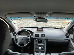 Grey Volvo XC90 2005 in Riga, with an engine capacity of 2.40 L and mileage of 384 thousand km for 3990 €, photo 20 on AUTOMOTO.COM.LV