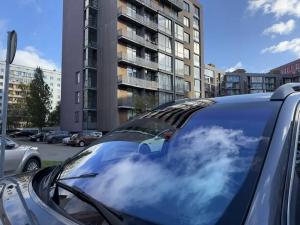Grey Volvo XC90 2005 in Riga, with an engine capacity of 2.40 L and mileage of 310 thousand km for 3990 €, photo 7 on AUTOMOTO.COM.LV