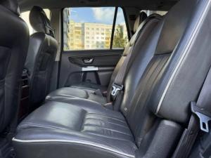 Grey Volvo XC90 2005 in Riga, with an engine capacity of 2.40 L and mileage of 310 thousand km for 3990 €, photo 14 on AUTOMOTO.COM.LV