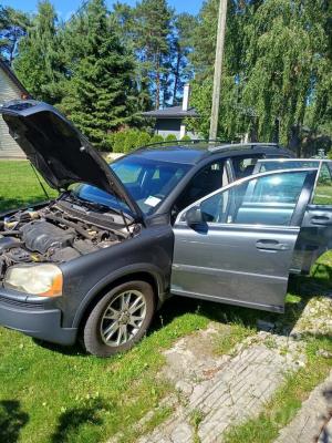 Pelēks Volvo XC90 2005 Rīga, ar dzinēja tilpumu 2.40 L un nobraukumu 317 tūkst. km par 1800 €, foto 6 vietnē AUTOMOTO.COM.LV