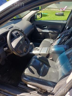 Pelēks Volvo XC90 2005 Rīga, ar dzinēja tilpumu 2.40 L un nobraukumu 317 tūkst. km par 1800 €, foto 9 vietnē AUTOMOTO.COM.LV