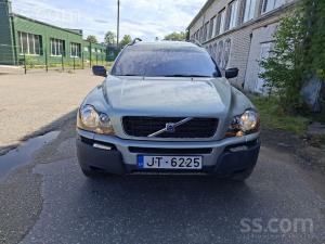 Grey Volvo XC90 2005 in Riga, with an engine capacity of 2.40 L and mileage of 314 thousand km for 1650 €, photo 3 on AUTOMOTO.COM.LV