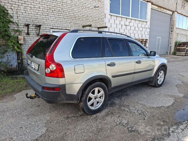 Grey Volvo XC90 2005 in Riga, with an engine capacity of 2.40 L and mileage of 314 thousand km for 1650 €, photo 4 on AUTOMOTO.COM.LV