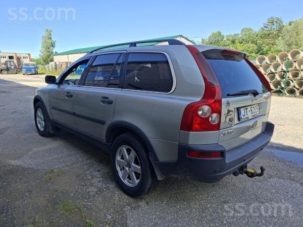 Grey Volvo XC90 2005 in Riga, with an engine capacity of 2.40 L and mileage of 314 thousand km for 1650 €, photo 6 on AUTOMOTO.COM.LV