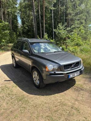 Pelēks Volvo XC90 2005 Kazlų Rūda, ar dzinēja tilpumu 2.40 L un nobraukumu 402 tūkst. km par 2700 €, foto  vietnē AUTOMOTO.COM.LV