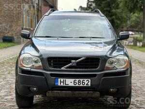 Grey Volvo XC90 2005 in Jelgava, with an engine capacity of 2.40 L and mileage of 318 thousand km for 3150 €, photo  on AUTOMOTO.COM.LV