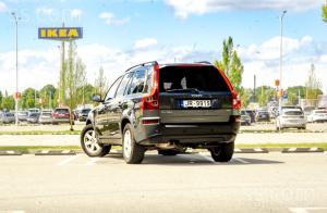 Pelēks Volvo XC90 2005 Rīga, ar dzinēja tilpumu 2.40 L un nobraukumu 406 tūkst. km par 3690 €, foto 9 vietnē AUTOMOTO.COM.LV