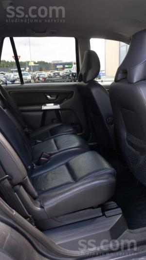 Pelēks Volvo XC90 2005 Rīga, ar dzinēja tilpumu 2.40 L un nobraukumu 406 tūkst. km par 3690 €, foto 25 vietnē AUTOMOTO.COM.LV